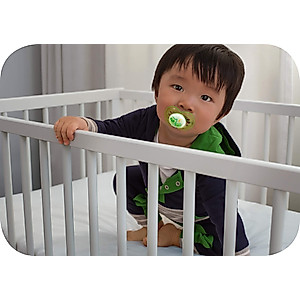 MAM Original Day & Night Baby Pacifier, Nipple Shape Helps Promote Healthy Oral Development, Glows in The Dark, 6-16 Months, Baby Boy, 4 Count