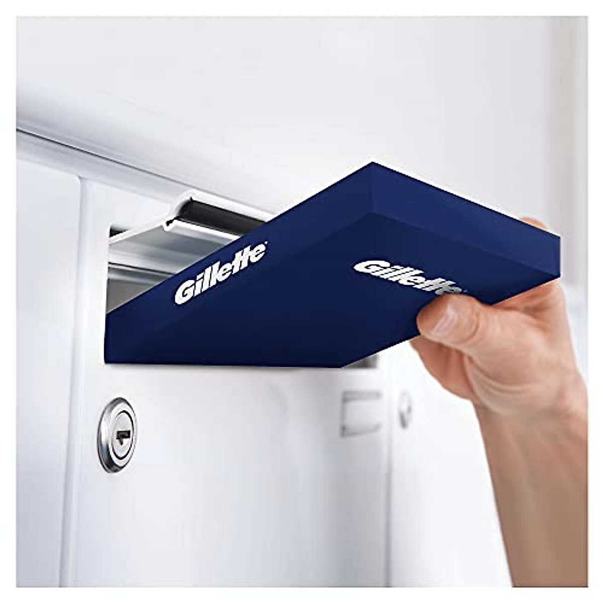 Gillette Skinguard Men's Blades, for Sensitive Skin, Pack of 8 Blades