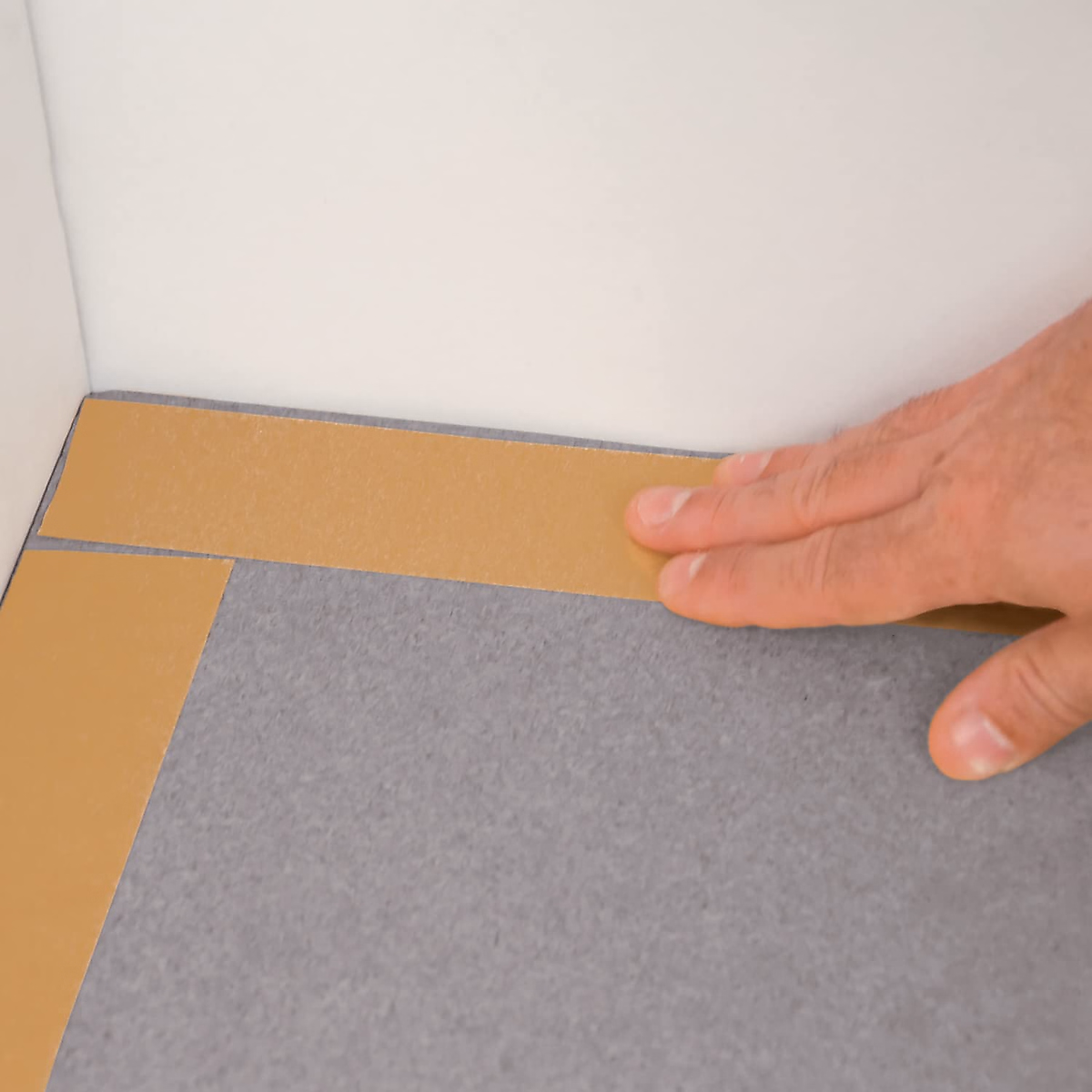 ROBERTS 50-550 Max Grip Carpet Installation Tape, 1-7/8-Inch x 75 foot Roll, Brown