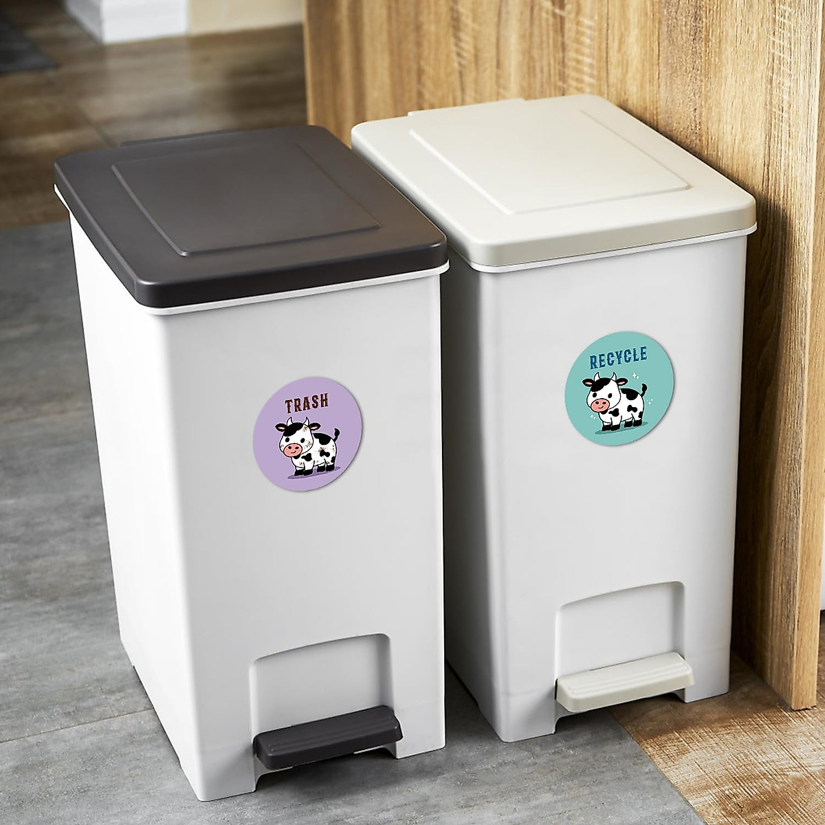 HSSPIRITZ Cow Recycle and Trash Magnets for Kitchen Trash Cans and Recycling Bins,Farmhouse Garbage Can Logo Symbol Magnet sign,2 Pack Magnetic Sticker,3.5"Circle Magnetic for indoor Outdoor Waste Bin