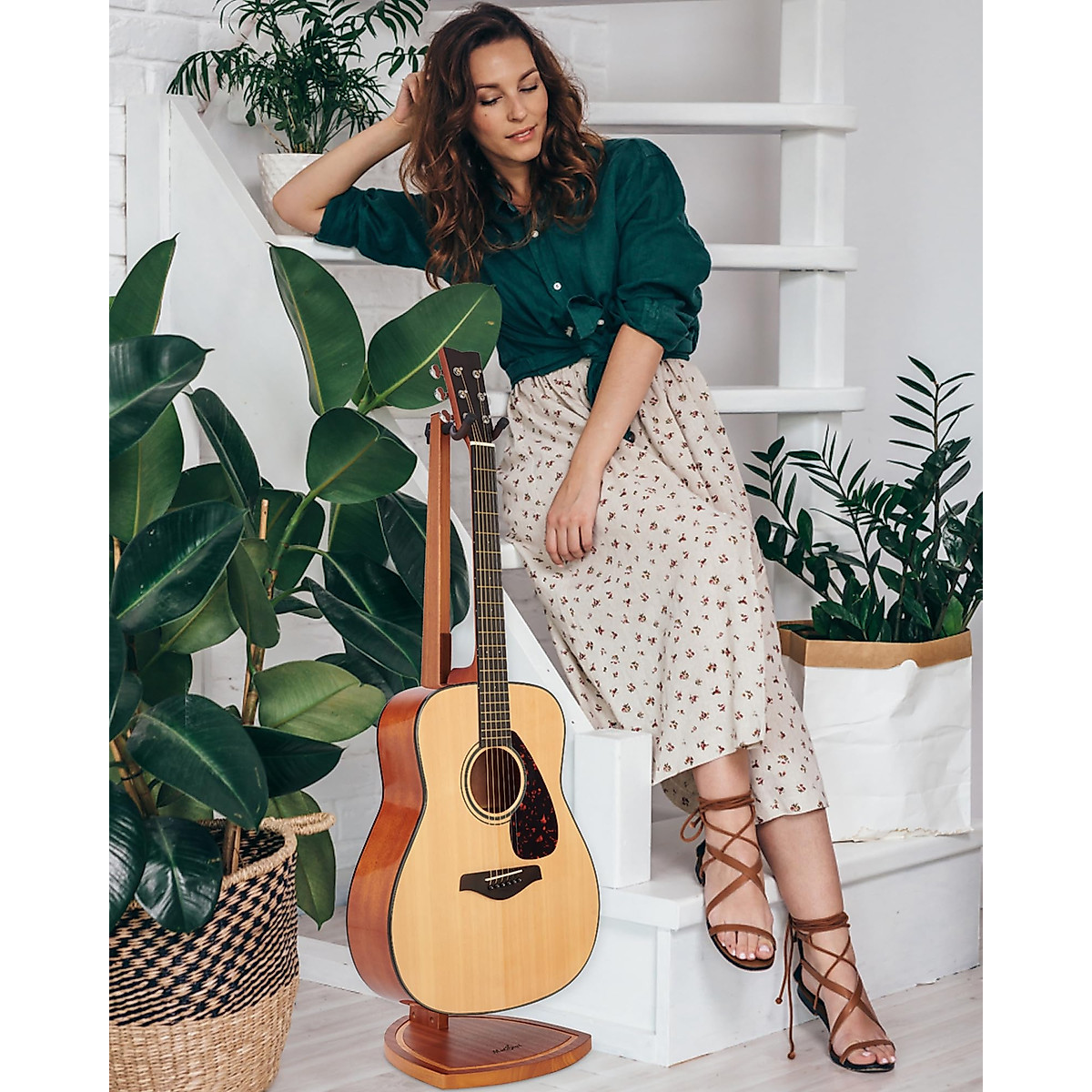 Musbeat Wood Guitar Stand for Acoustic Guitar, Knight Series Guitar Stand for Electric Guitar, Mahogany Guitar Floor Stand for Mandolin, Acoustic Guitar Stand for Home, Living Room, Guitar Gift