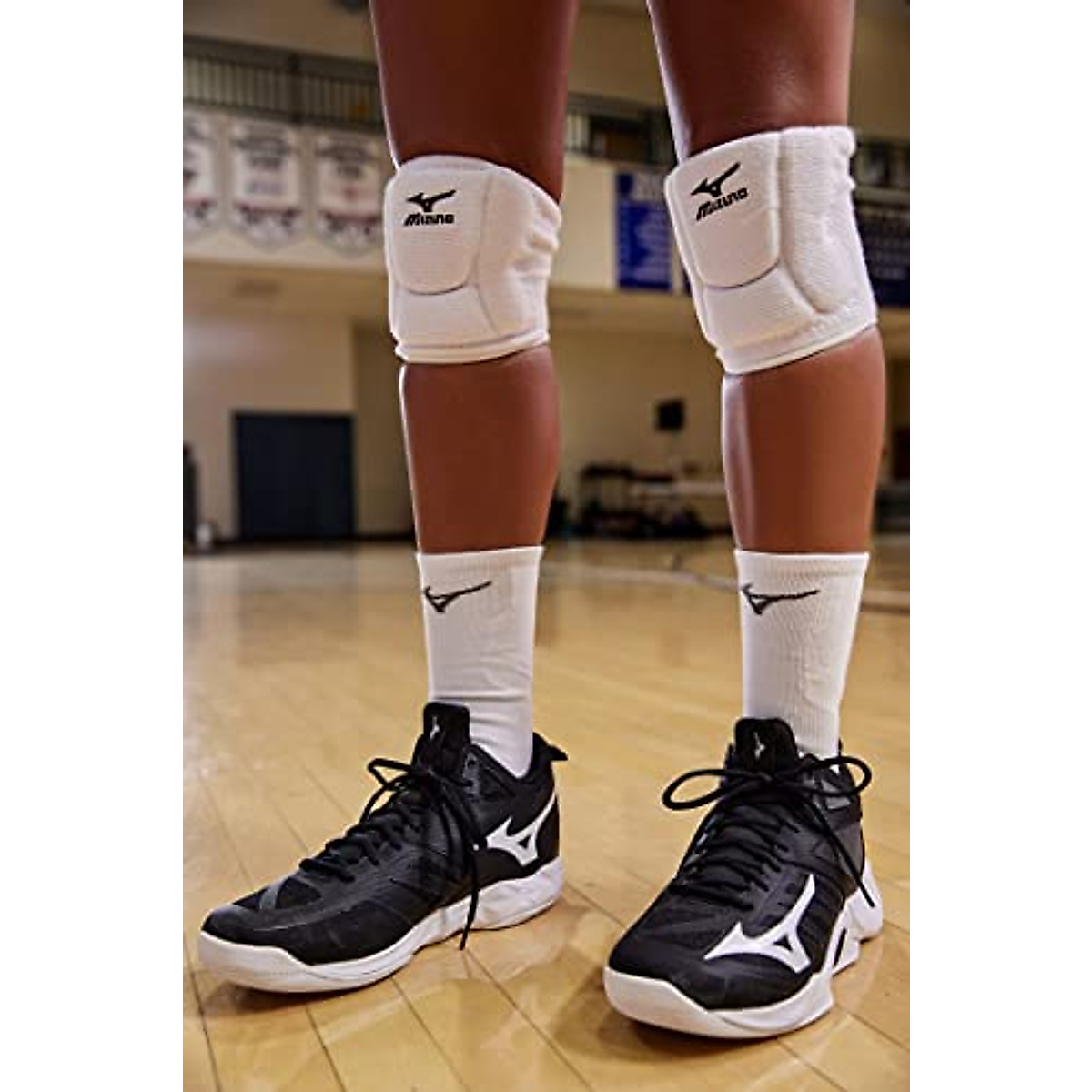 Mizuno LR6 Volleyball Kneepad, White, Medium