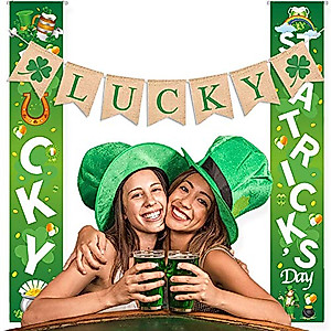 St. Patrick's Day Decorations Lucky Shamrock Banner Irish Four Leaf Clover Garland Flags