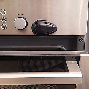 Oven Door Lock Child Safety, Heat-Resistant Easy to Install, Childproof Oven Locks for Toddlers, no Screws or Drills Swivel Mechanism Rotation (Black)