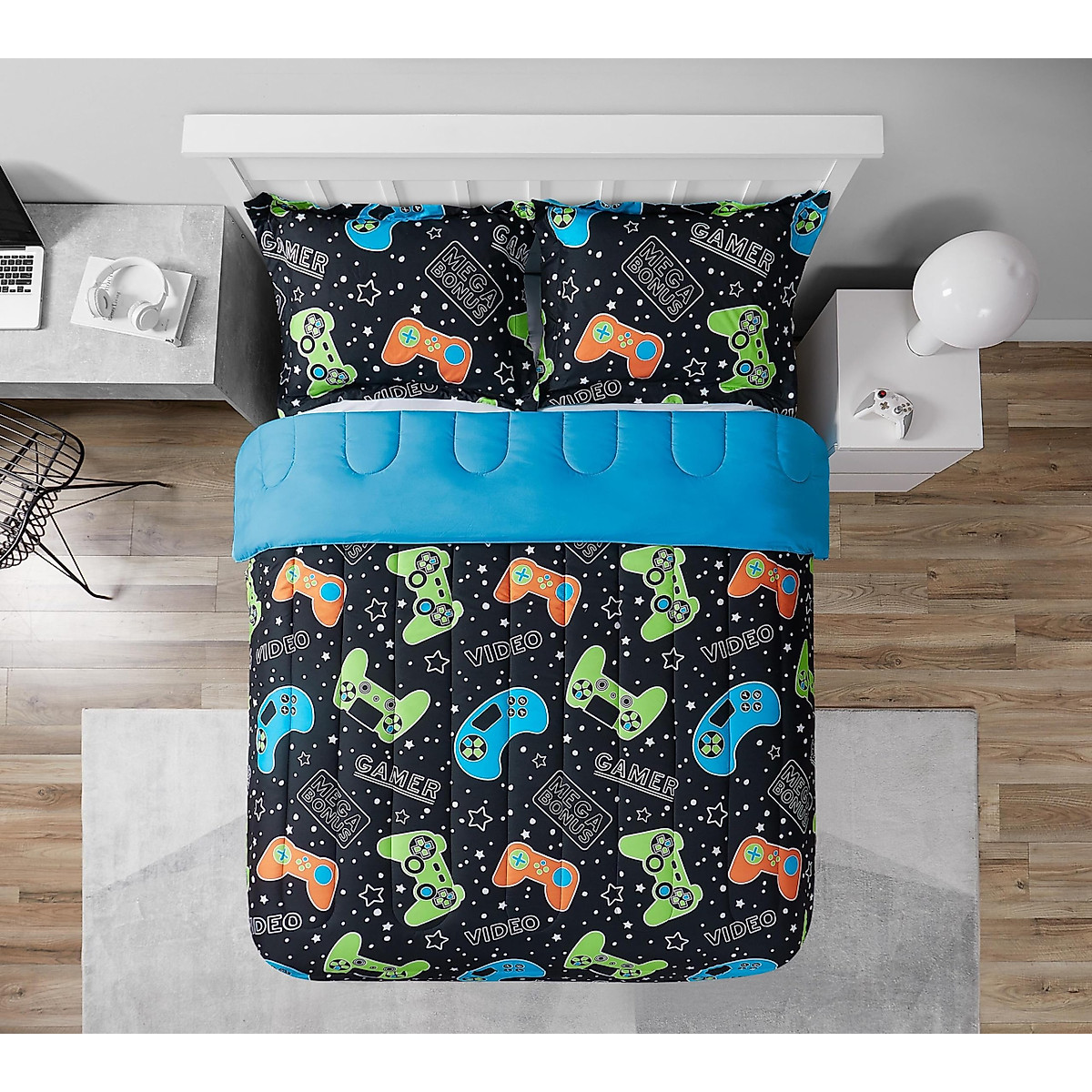 Home Resort Video Gamer Set Black 3-Piece Ultra Soft Microfiber Comforter Set - Full