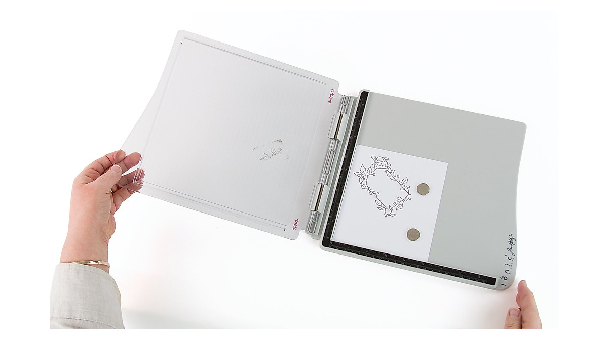Tonic Tim Holtz Stamp Platform – Precision Stamping Tool