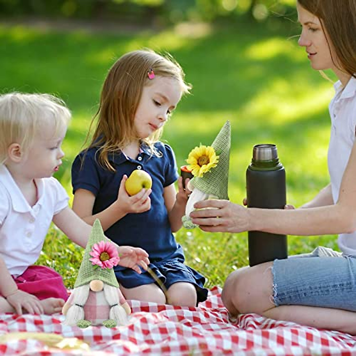 Godeufe Set of 2 Summer Gnomes Plush Flowers Spring Decorations Gift Handmade Elf Dwarf Figurines for Home Kitchen Farmhouse Tiered Tray Holiday Festival Party Scandinavian Tomte (Green)