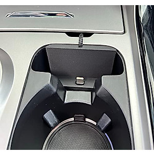 Phone Charger Holder | Fits 2020-2024 Ford Explorer (Android)