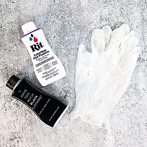 Rit Back to Black Dye Kit - Restore Your Faded Color Back to a Vibrant Black - Includes ColorStay Dye Fixative and Gloves