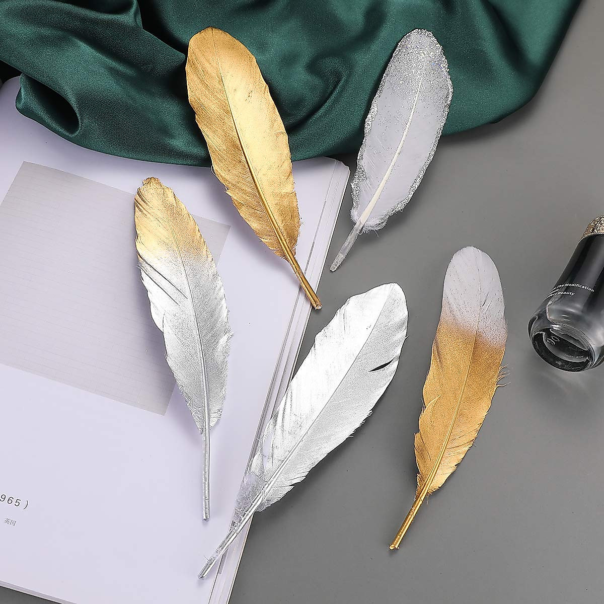 50Pcs 5 Style Natural Goose Feathers Clothing Accessories Pack of Mixed Siliver and Golden for Dream Catcher,Easter Decor,Christmas, Clothing,and Baby Shower Decorations