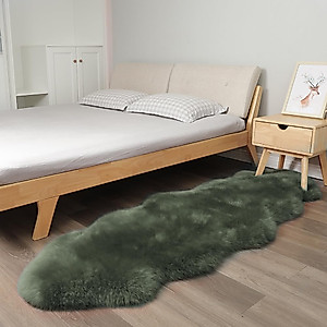 IRIWOOL Premium Genuine Fur Sheepskin Rug Real Australia Sheepskin Natural Luxury Fluffy Lambskin Fur Area Rug Seat Covers for Kids Bedroom Sofa Chair Cover (Military Green, Double Pelt/2ft x 6ft)