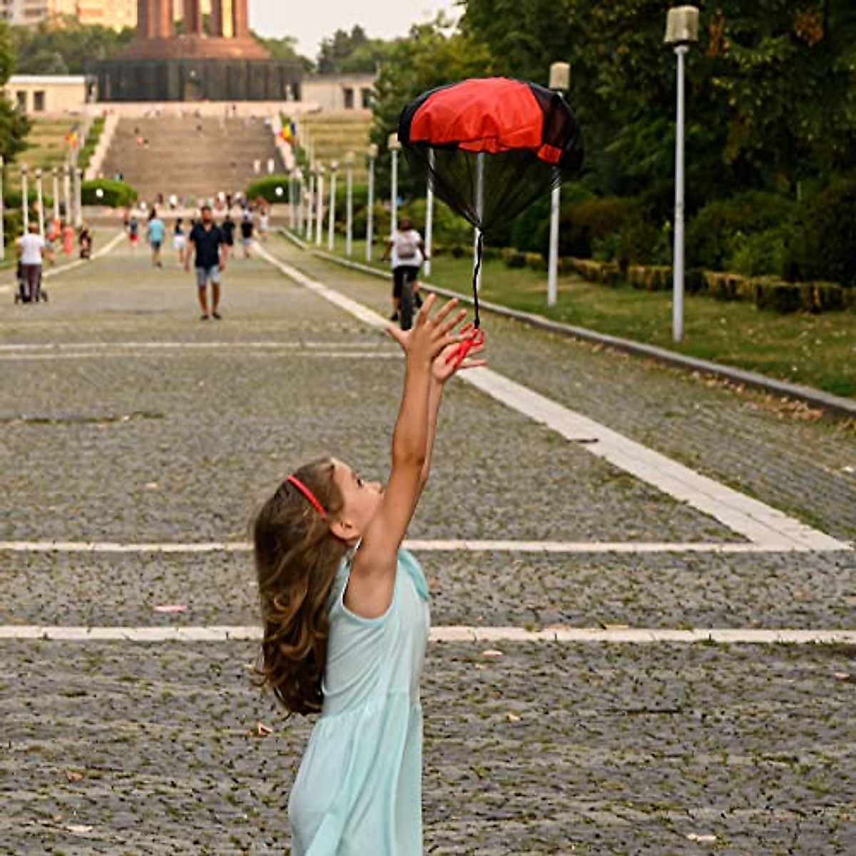 Nutty Toys Parachute Toys for Kids - Tangle Free Outdoor Flying Parachute Men, Best Small Outside Toys 2023 for 3 4 5 6 7 8 9 10 Year Old, Top Easter Basket Stuffers Idea 2023, Unique Boy & Girl Gifts