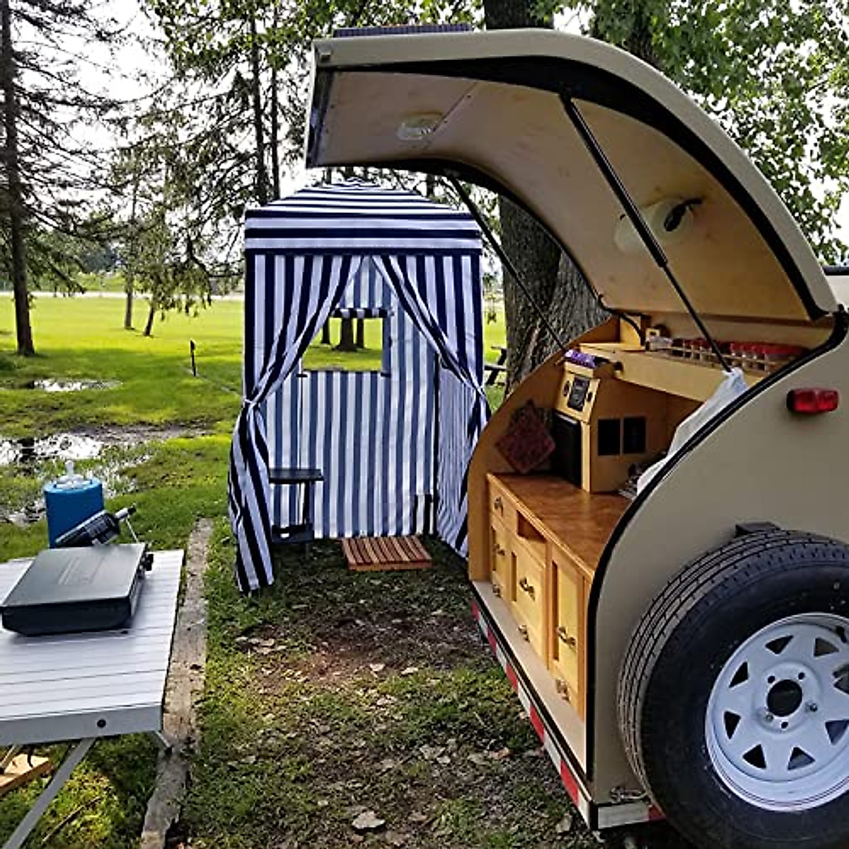 EAGLE PEAK Flex Ultra Compact 4x4 Pop-up Canopy, Sun Shelter, Changing Room, Portable Privacy Canopy Cabana for Pool, Fashion Photoshoots, or Camping, White/Blue