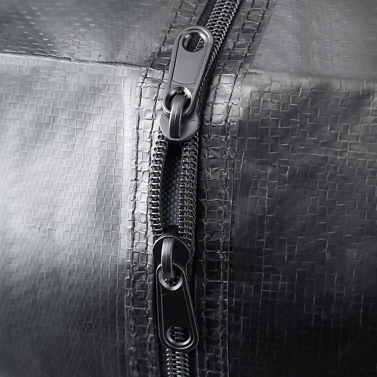 Hefty Moving Bag – Extra Large Double Zipper Backpack – Heavy Duty, Water Resistant, Foldable, Reusable Packing & Storage Tote with Shoulder Straps for Garage and Basement Organization – 2 Pack