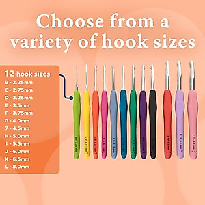 BeCraftee Crochet Hooks Kit - 12 Piece Set Extra-Long Crocheting Needles with Soft, Ergonomic Rubber Grips and 12 Hook Sizes - Knitting & Crochet Supplies for Beginners, Comfortable/Easy to Use