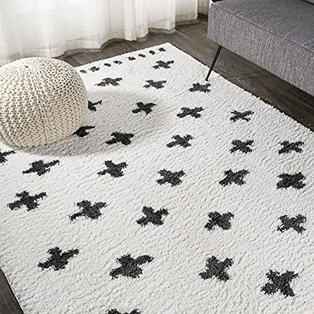 JONATHAN Y MOH403A-5 Cristo Berber Geometric Shag Indoor Area-Rug Bohemian Contemporary Easy-Cleaning Bedroom Kitchen Living Room Non Shedding, 5 X 8, White/Black