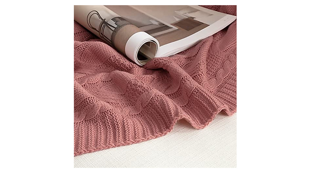 Dusty Pink Knit Throw Blanket – Cozy, Elegant & Soft for Home
