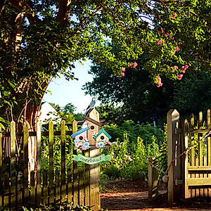 TOARTi Colorful Welcome Spring Front Door Sign Hanging(13.6"x11.8"), Blooming Flowers Butterfly Birdhouse Wall Sign Plaque, Wooden Garden Fence Hanger for Home Porch Farmhouse Cafe