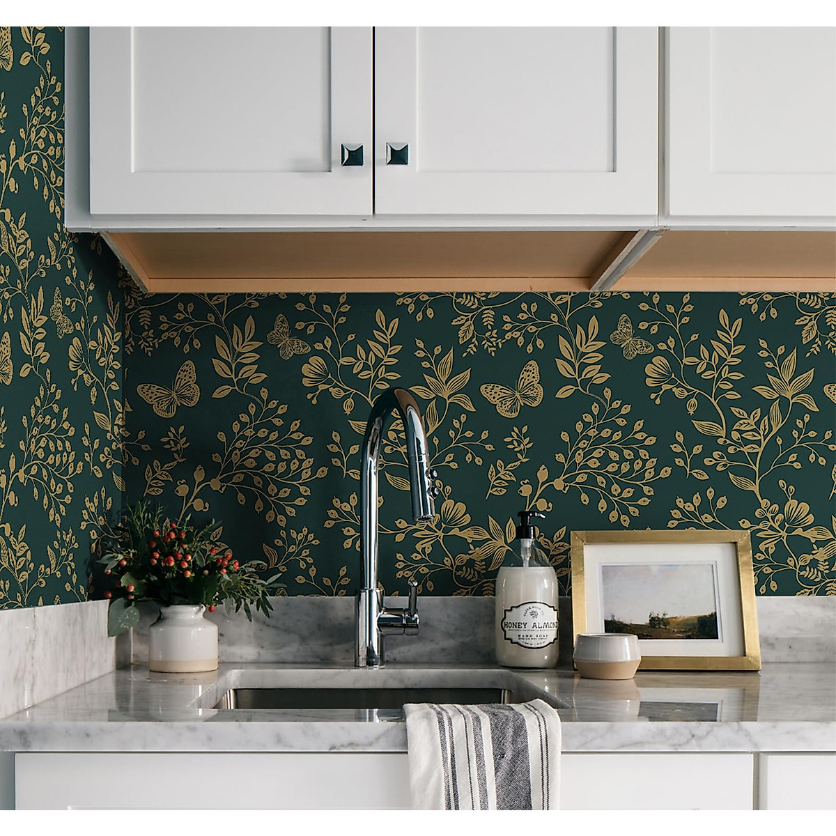 Wudnaye Green Vintage Floral Wallpaper Peel and Stick Wallpaper Dark Green and Gold Flower Leaf Butterfly Contact Paper 17.7" X 118.1" Removable Self Adhesive Boho Wallpaper for Bedroom Cabinets Decor