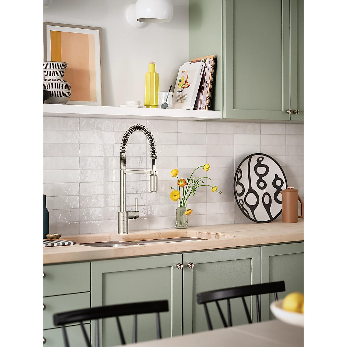 Moen Align Spot Resist Stainless One Handle Pre-Rinse Spring Pulldown Kitchen Sink Faucet with Power Boost for a Faster Clean, Kitchen Faucet with Pull Down Sprayer for Bar, Farmhouse, 5923SRS