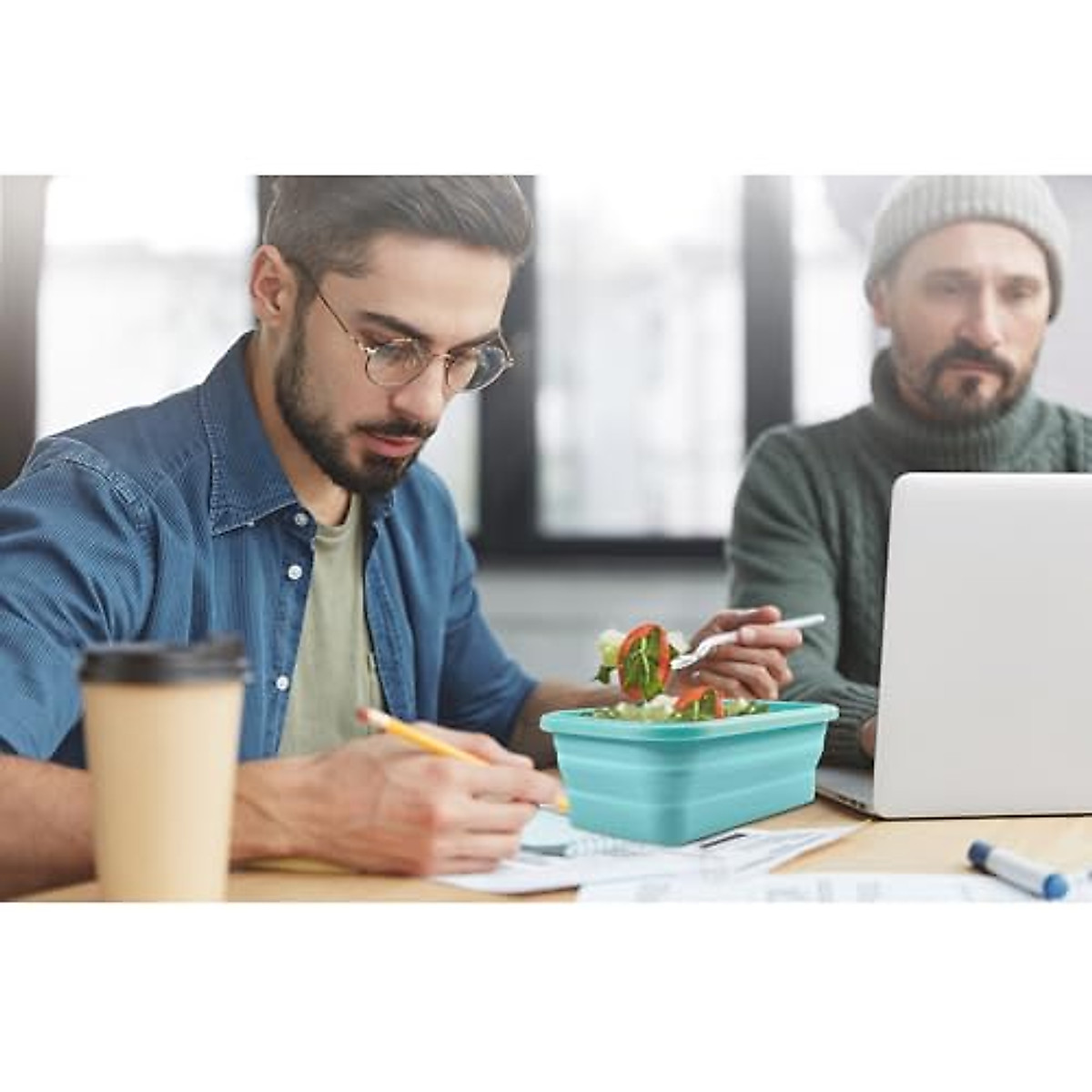 bryantye Set of 4 Collapsible Silicone Food Storage Containers with Lids, Foldable Meal Prep Sets, BPA Free Silicone Bento Lunch Boxes for Kitchen and Camping, Dishwaser Safe, Blue