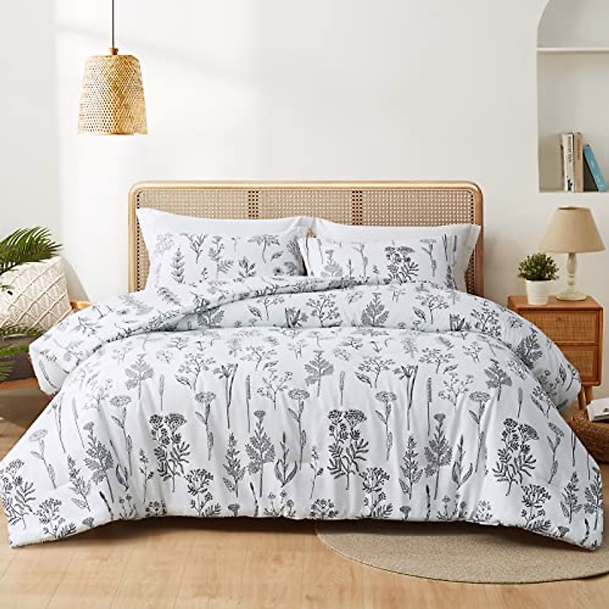 Maple&Stone Queen Floral Comforter Set, White Bedding Set 3pcs Soft and Durable Microfiber with Elegant Plant Flowers Print Bedding Comforter Sets - Includes 2 Pillowcases