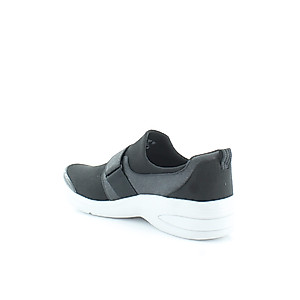 BZees Women's Refresh Black 10 B(M) US