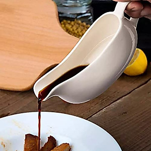 Miecux Gravy Boat wiht Tray, Ceramic Serving Saucer&Dish Dispenser for Sauces, Dressings and Creamer, Large Handle, Microwave and Dishwasher Safe, 17 oz (White)