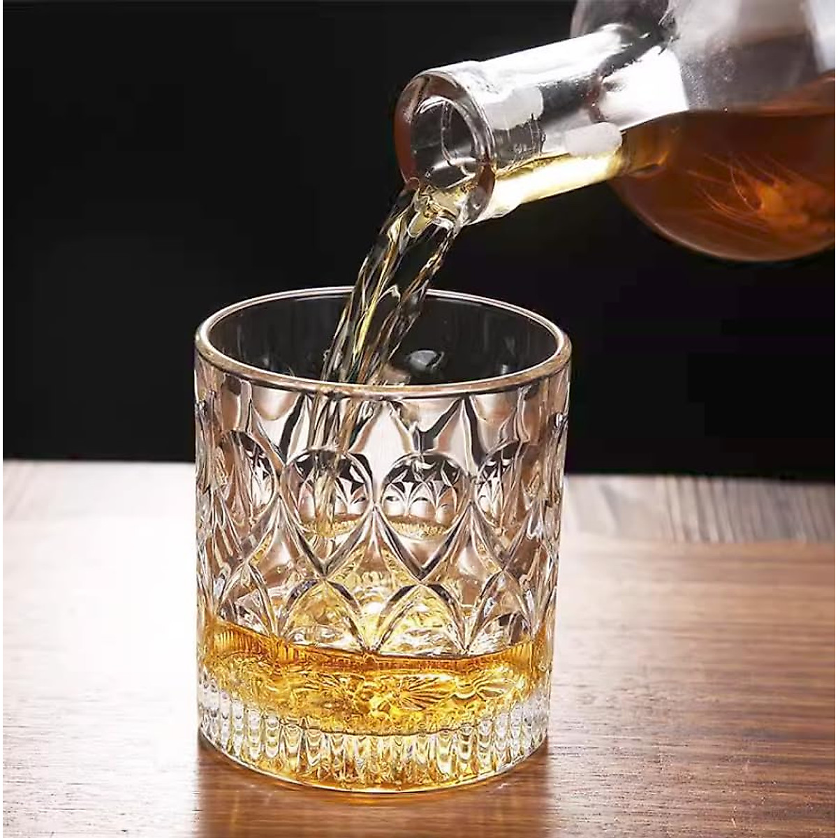 RYUHYF Whiskey Glass Set of 4, 10 oz vintage glasses, for drinking Scotch Bourbon Whiskey Cocktail Cognac Tequila Rum, Gift for Men and Women (Carved Wine Cup (set of 4))