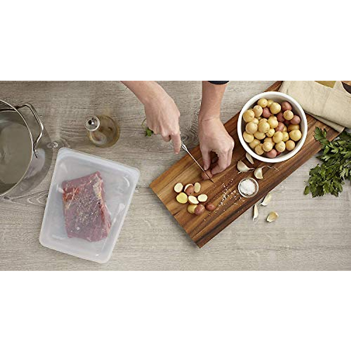 Stasher Re-Usable Food-Grade Platinum Silicone 64oz Bag for Eating from/Cooking, Freezing and Storing in/Sous Vide/Organising/Travelling, 26.05 cm x 20.95 cm, Clear
