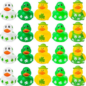 Haooryx 20Pcs St. Patrick's Day Rubber Duck Toys Novelty Squeeze Shamrock Duck Decor for Irish St. Patrick's Day Easter Day Party Favor Goodies Bag Fillers Kids Birthday School Prizes