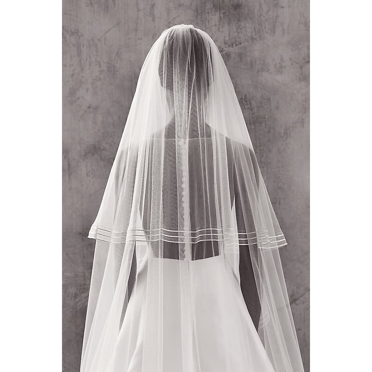 Passat French Lace Short Wedding Veil For Brides Ivory Lace Bridal Veil For Wedding Fingertip Length