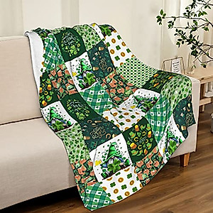 Abaysto Gnome Blanket St. Patrick's Day Blanket for Kids Super Soft Flannel Fleece Throw Blankets Lucky Clover Lightweight Cozy Warm Fuzzy Plush Microfiber Blankets for Couch Bed Sofa 40''x50''