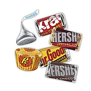 HERSHEY'S and REESE'S Assorted Chocolate Flavored Candy Party Pack, 35 oz