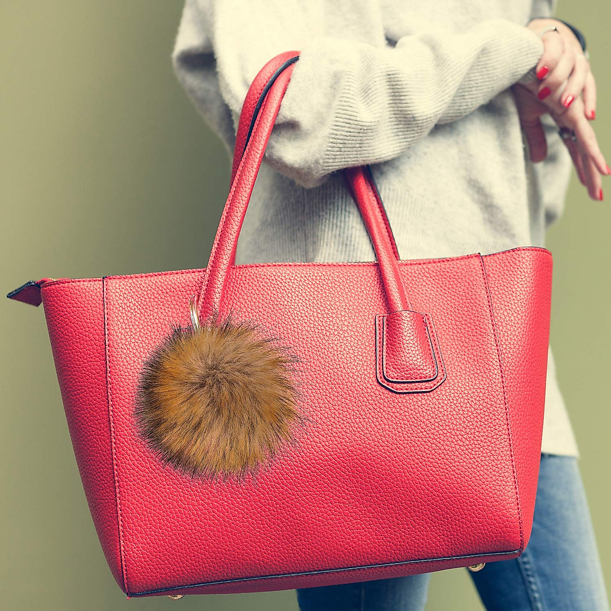 Tatuo 16 Pieces Faux Fur Pom Pom Ball DIY Fur Pom Poms for Hats Shoes Scarves Bag Pompoms Keychain Charms Knitting Hat Accessories (Natural)