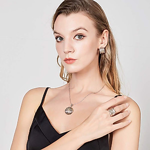 Mytys 2 Tone Intertwined Crossover Statement Ring Fashion Chunky Band Rings for Women Black Gold Silver Rose Gold Plated Wide Index Finger Rings Costume Jewelry (gold and silver size 6)