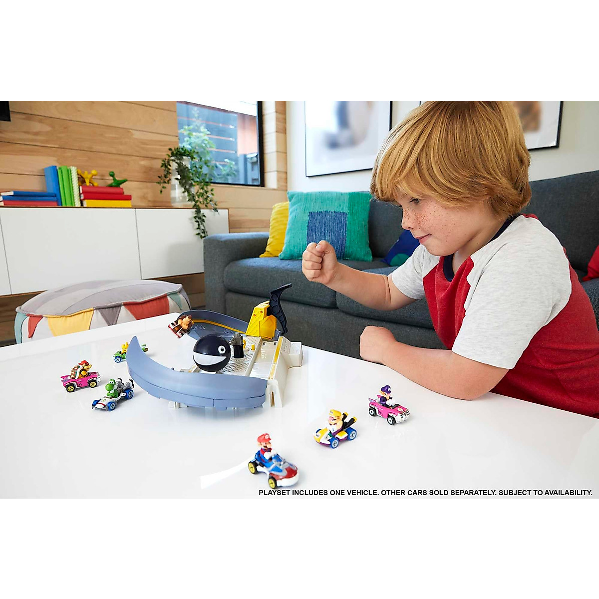 Hot Wheels Mario Kart Track Set Assortment 4 Different Tracks with Mario Kart 1:64 Scale Vehicles and Nemesis from Video Game Gift for Kids 3 Years and Older