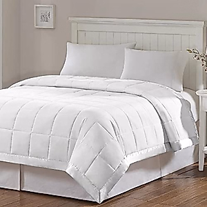 Super Soft Down Alternative Throw Blanket Rich Finished Box Quilted Design | All Seasons Travel Couch Sofa Living Room Light Weight | Warm Cozy Plush Vibrant Look | Snow White Color King Size