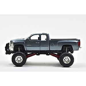New Ray Silverado 2500 Hd Die Cast Chevrolet with Suspension 1/32° 54526 Blue, male