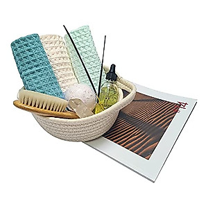 Premium Quality Washcloths - Fast Drying, High Absorbency, 100% Cotton, Luxurious Waffle Design