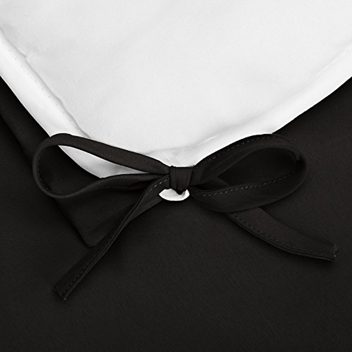 Amazon Basics Light-Weight Microfiber Duvet Cover Set with Snap Buttons - Full/Queen, Black