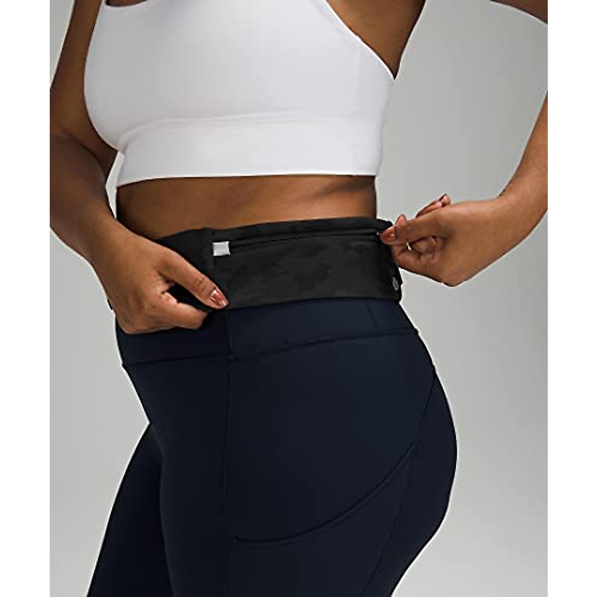 Lululemon Athletica Lululemon Fast and Free Run Belt (Heritage 365 Camo Mini Deep Coal Multi, Size S/M)