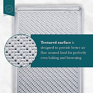 Chicago Metallic Uncoated Textured Aluminum 1-Pound Loaf Pan, 9.2 x 5.2 x 2.75 inches Inner dimensions are 8.5 x 4.5 x 2.7, Silver