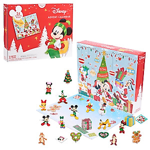 Disney Classic Advent Calendar 2023, 32 pieces, figures, decorations, and stickers, Officially Licensed Kids Toys for Ages 3 Up by Just Play