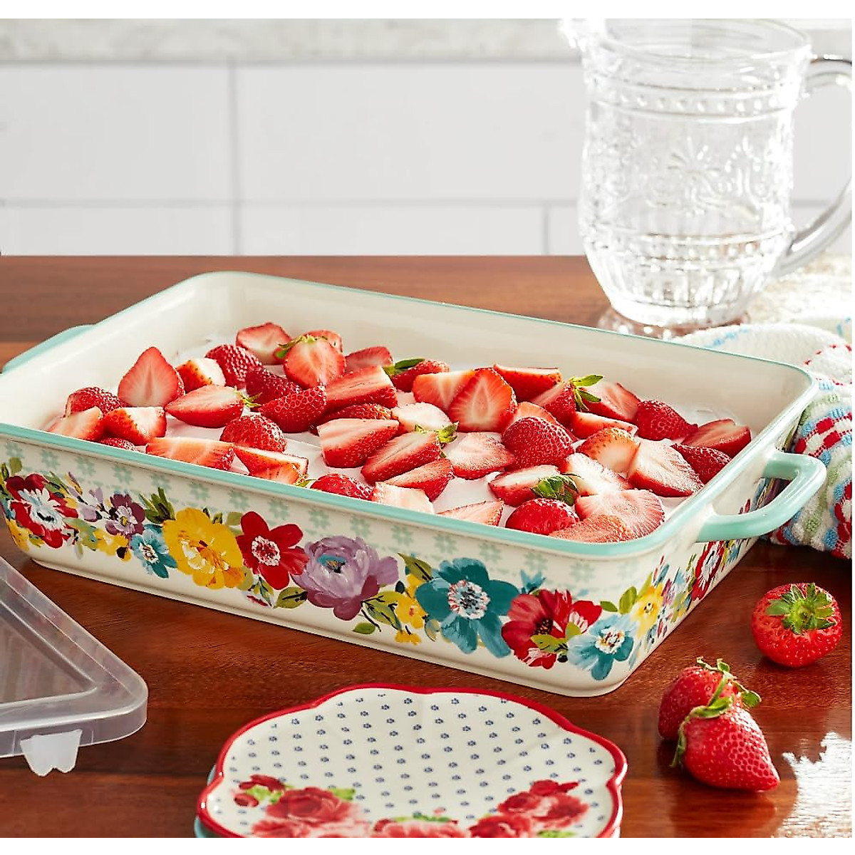 Generic Pioneer Woman Ceramic 9x13 Baker with Lid and 1 Kitchen Towel., Floral