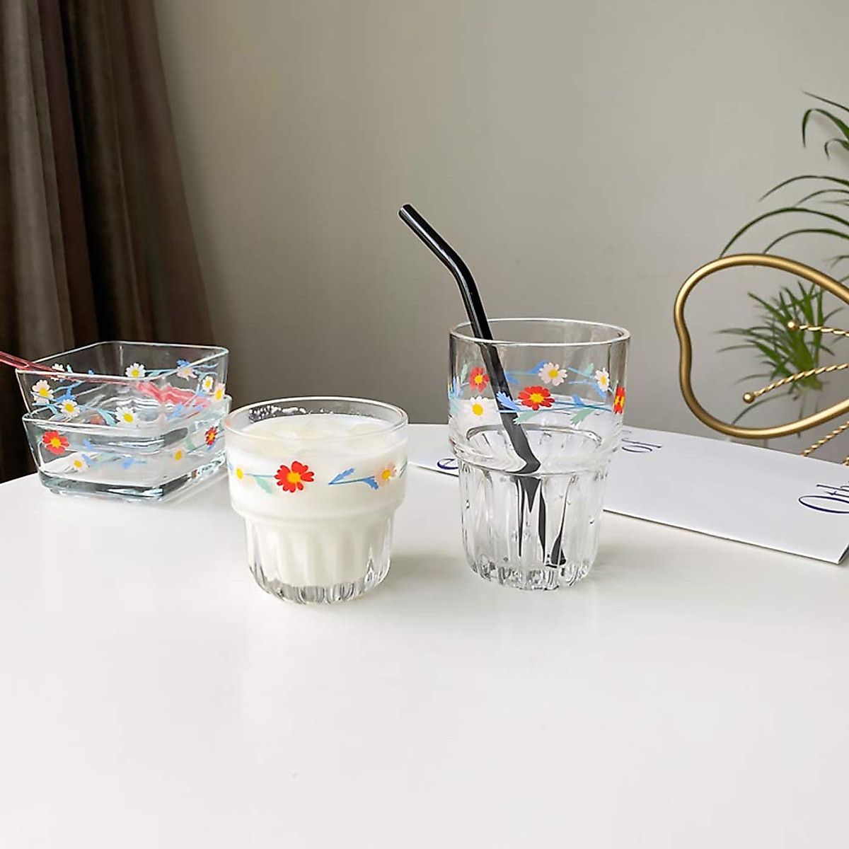 Hemoton 4PCS Romantic Water Glasses Drinking Glasses Tumblers Vintage Glassware for Juice Beverage Beer Cocktail Red