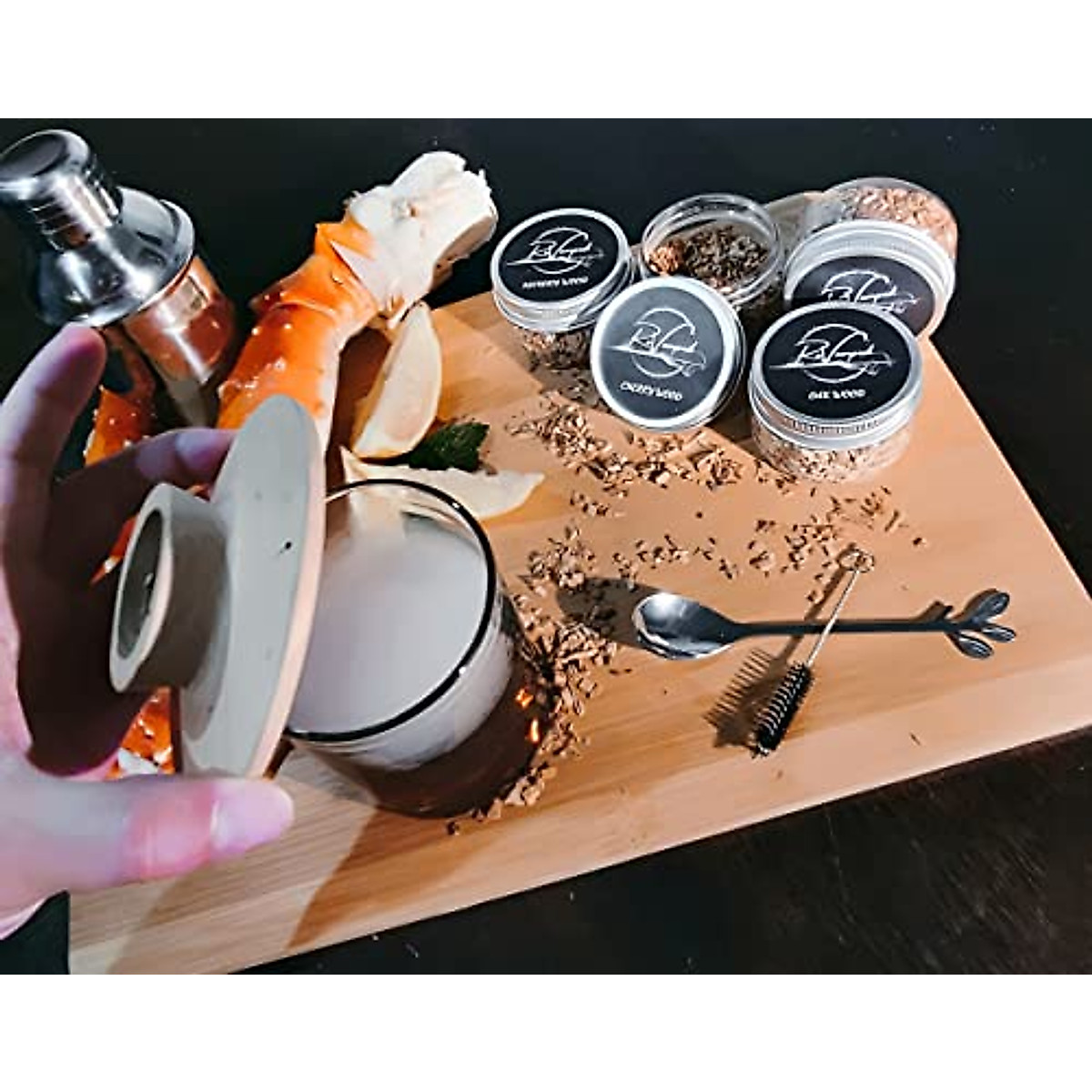 Hello_ReVamped Cocktail Smoker Kit with Torch , Whiskey Included Mixer Four Kinds of Wood Chips Bourbon Drink Infuser for Infused Cocktails, Black, (CS200)