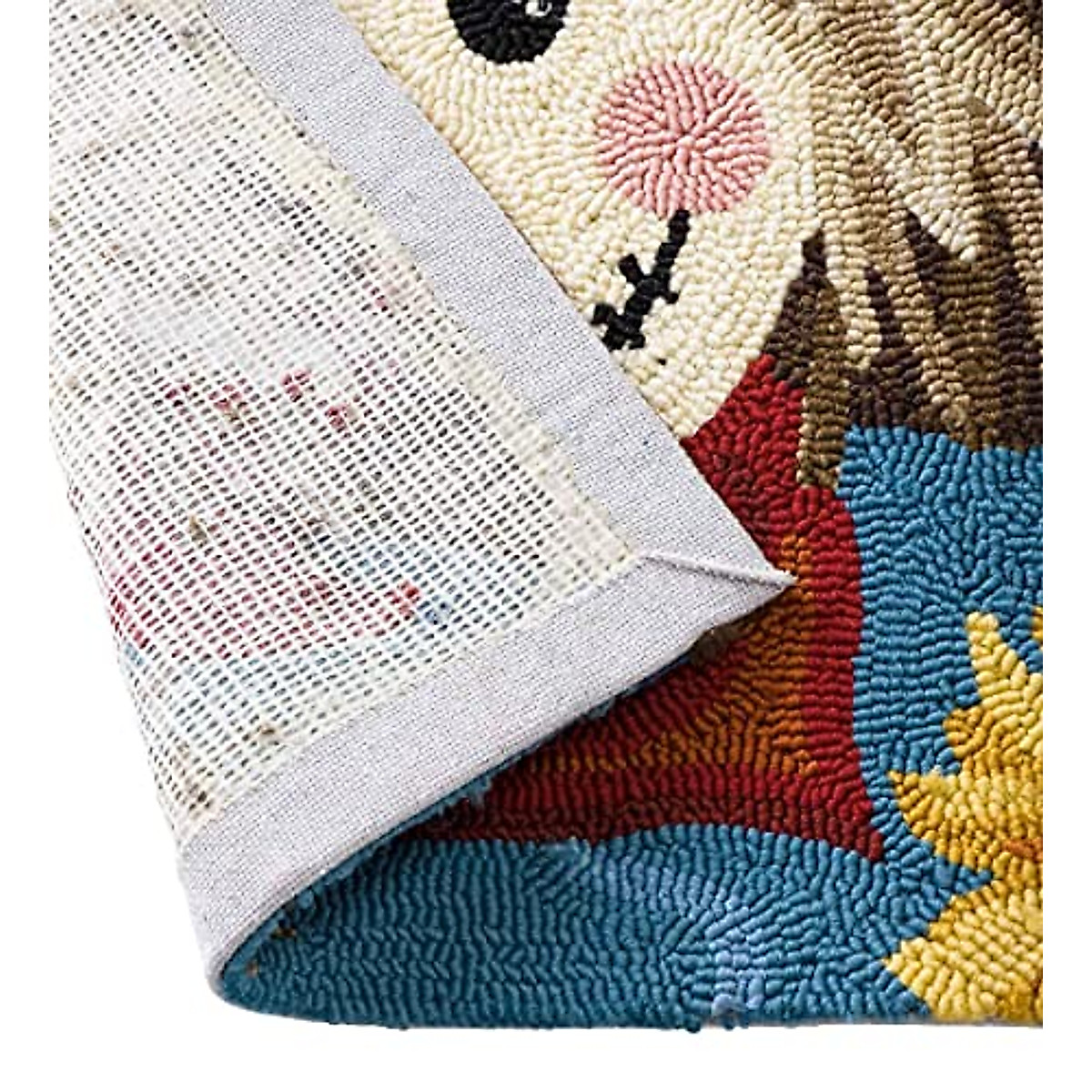 Plow & Hearth Indoor/Outdoor Scarecrow Hooked Polypropylene Accent Rug, Textured Floor Covering, Durable, Easy to Clean, Fade-Resistant, High-Traffic, Pet-Friendly, 24" x 42"