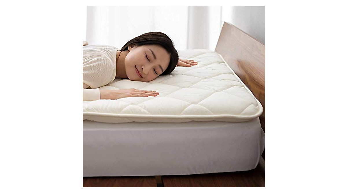 EMOOR Foldable Japanese Futon Mattress Topper - Comfort & Convenience