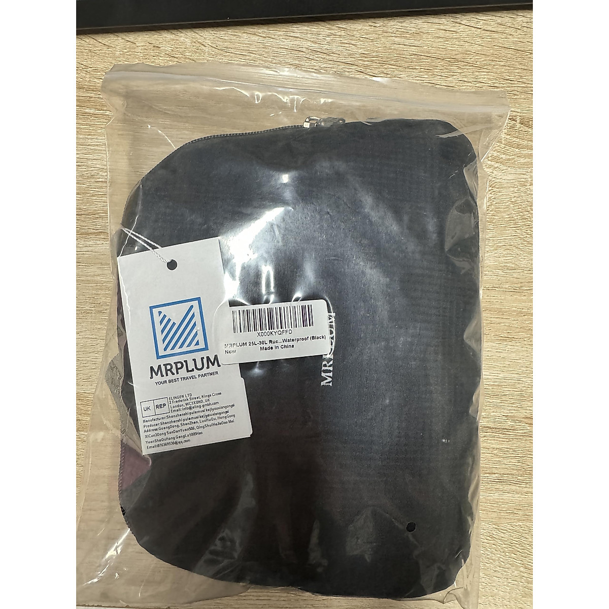 MRPLUM 30L Rucksack Foldable Ultralight Packable Backpack, Unisex Durable Handy Daypack for Travel & Outdoor Sports Durable & Waterproof (Black)